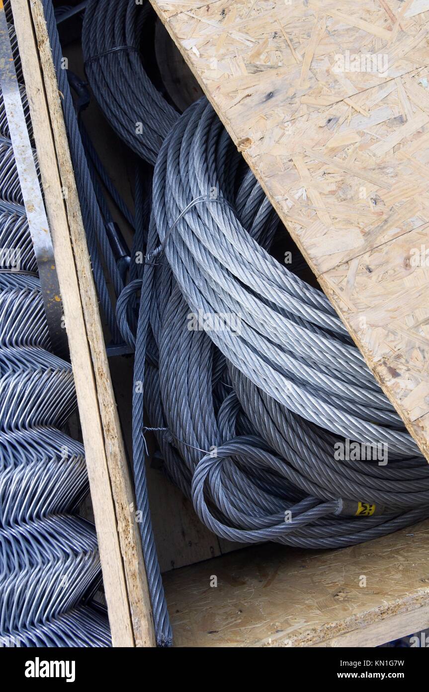 Steel wood and iron wire hi-res stock photography and images - Alamy