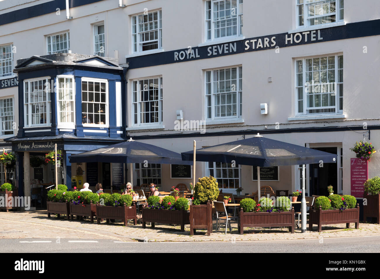 Seven stars pub hi-res stock photography and images - Alamy