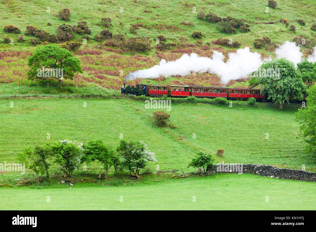 The narrow gauge talyllyn railway hi-res stock photography and images ...