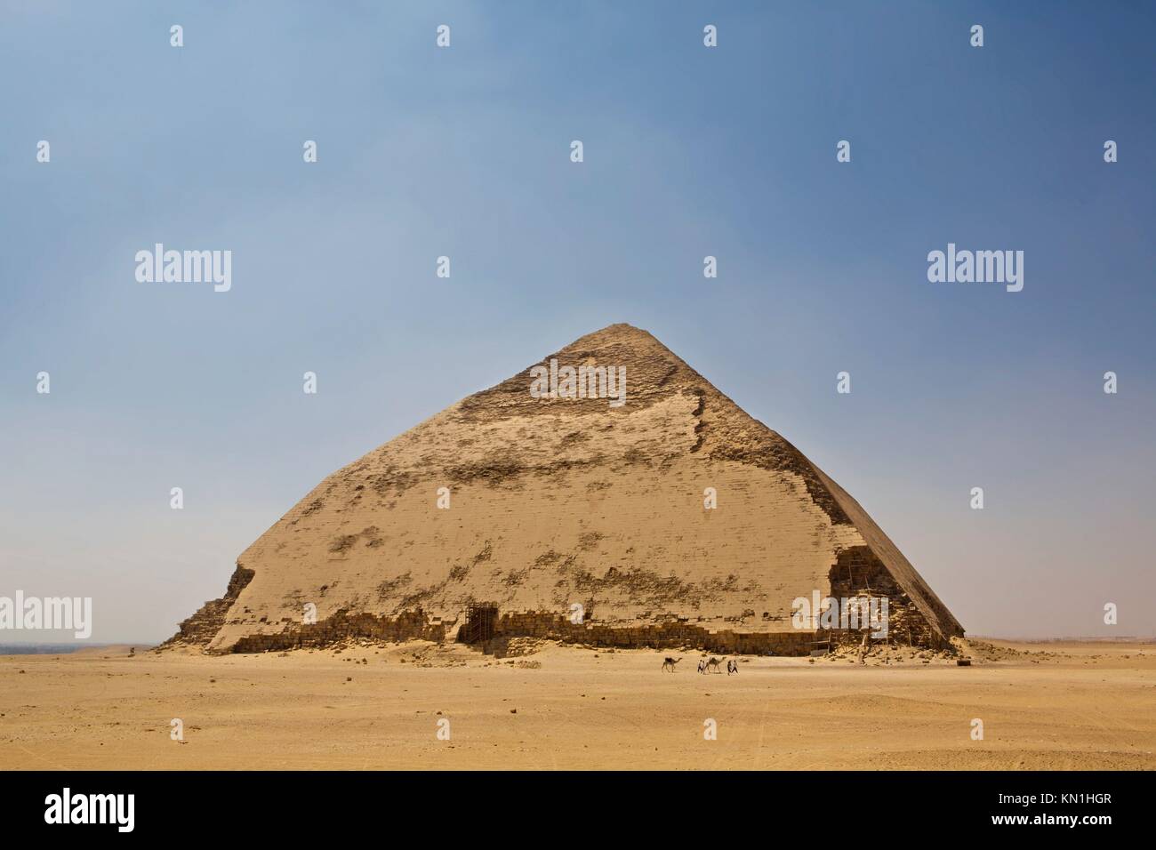 Egypt pyramid construction hi-res stock photography and images - Alamy