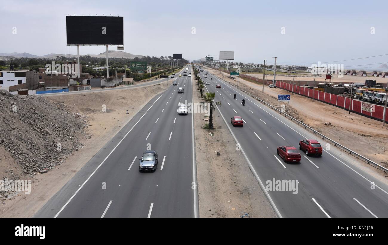 Lima, Peru - November 2nd, 2017: Traffic on the Panamericana Sur ...