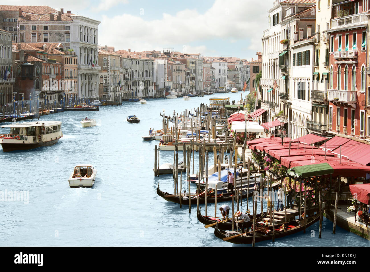 Wonderful scenery view of canal in Venice Stock Photo - Alamy