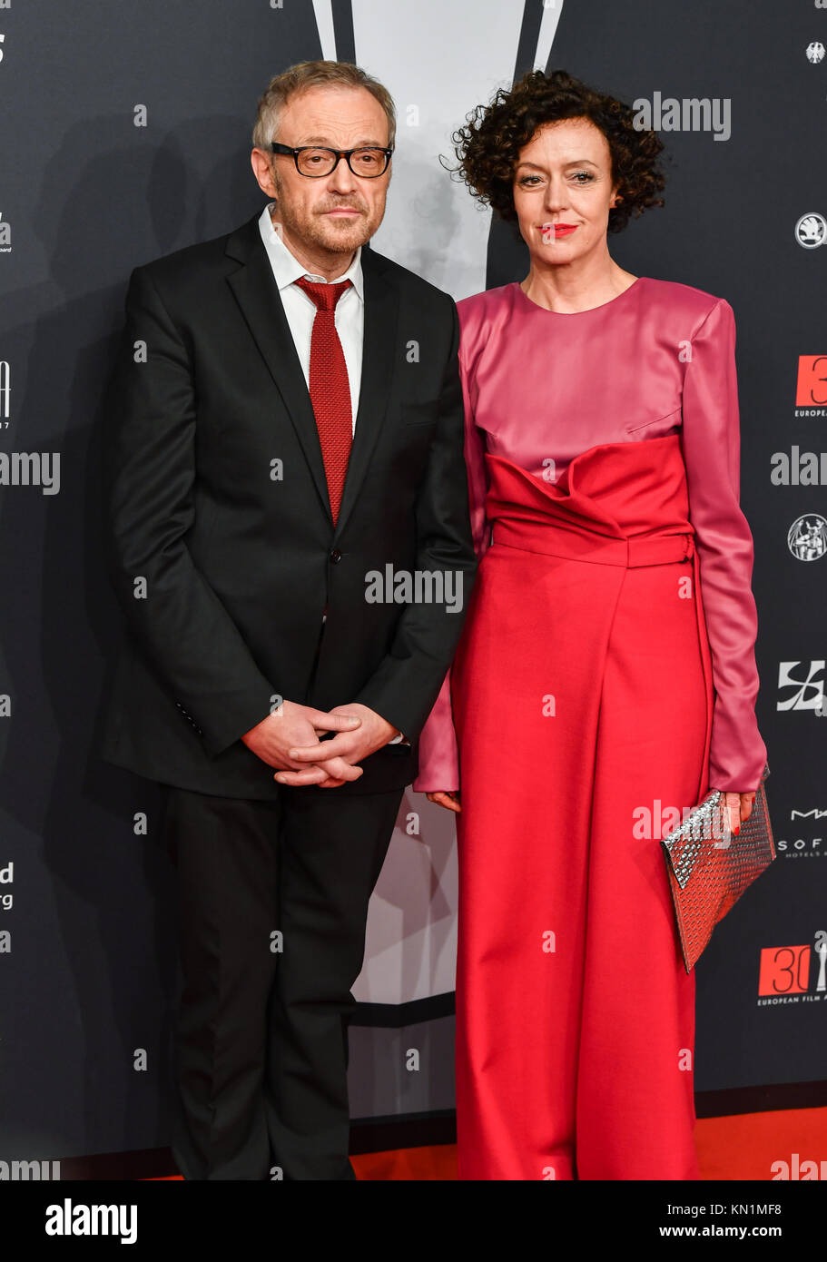 Berlin, Germany. 9th Dec, 2017. Austrian cabaret artist and actor Josef ...