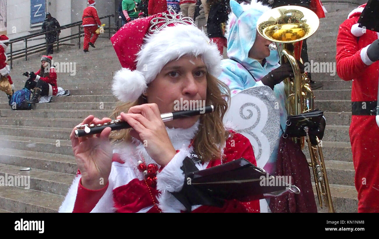 New York, New York, USA. 9th Dec, 2017. SantaCon 2017 New York City ...