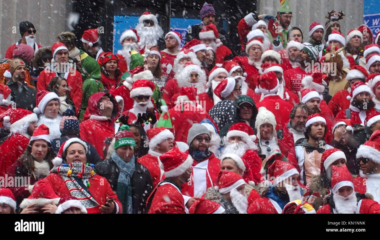 New York, New York, USA. 9th Dec, 2017. SantaCon 2017 New York City ...