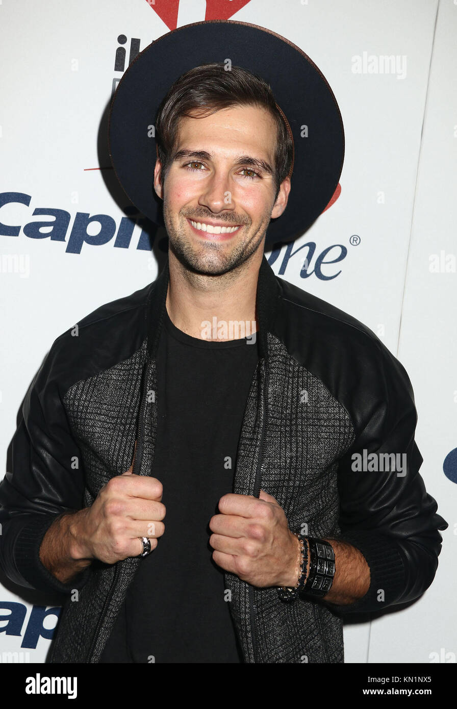 New York City, New York, USA. 8th Dec, 2017. Singer/actor JAMES MASLOW ...