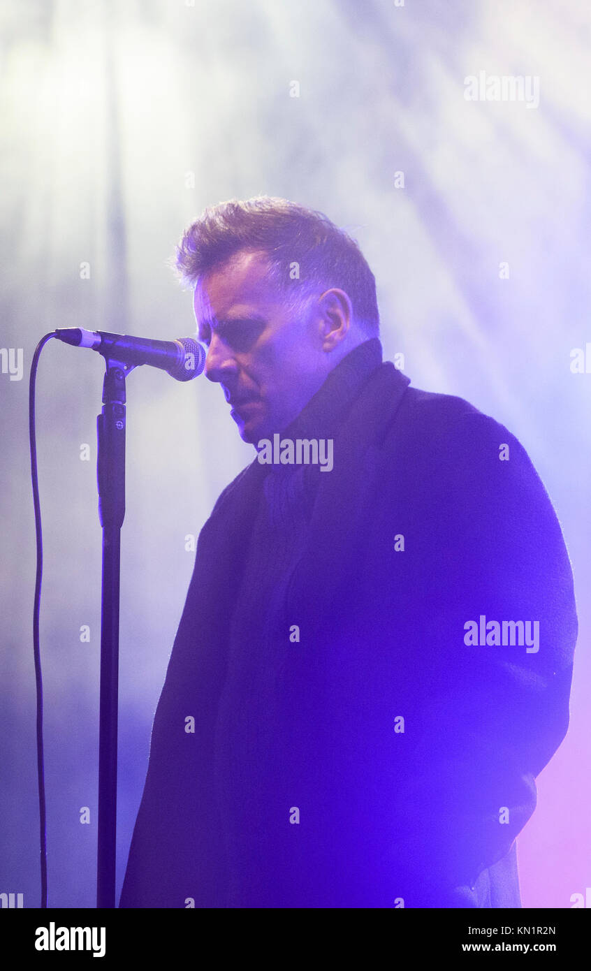 Ricky ross deacon blue hi-res stock photography and images - Alamy