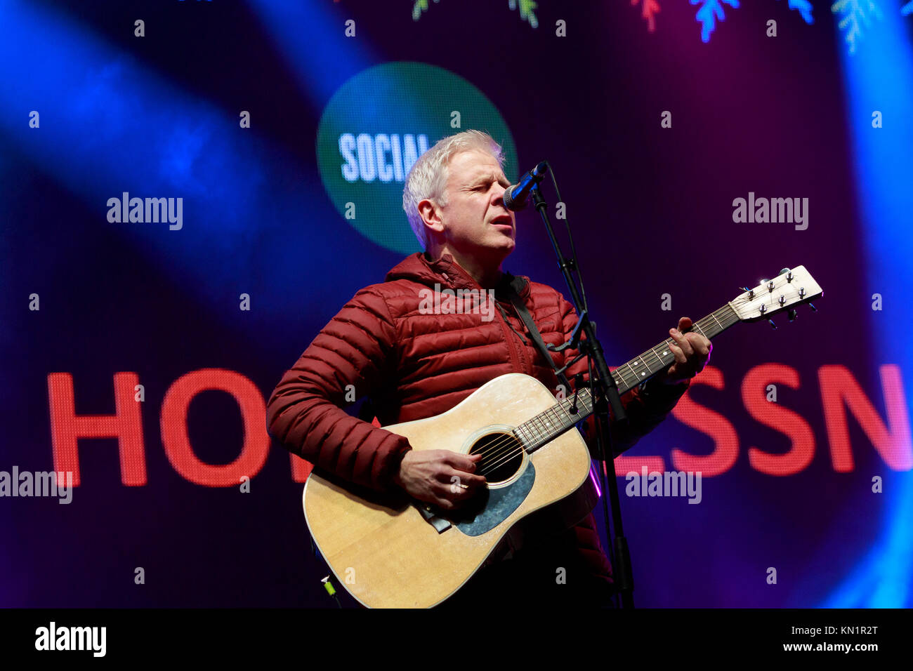 Social sleepout hi-res stock photography and images - Alamy