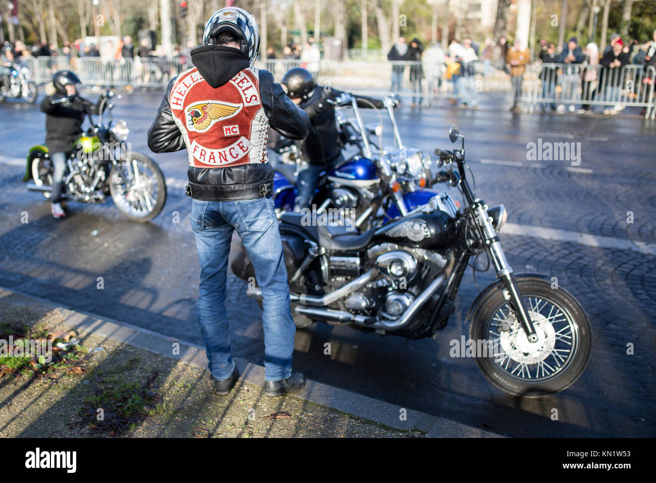 Popular commemoration of the death of French singer Johnny Hallyday in ...