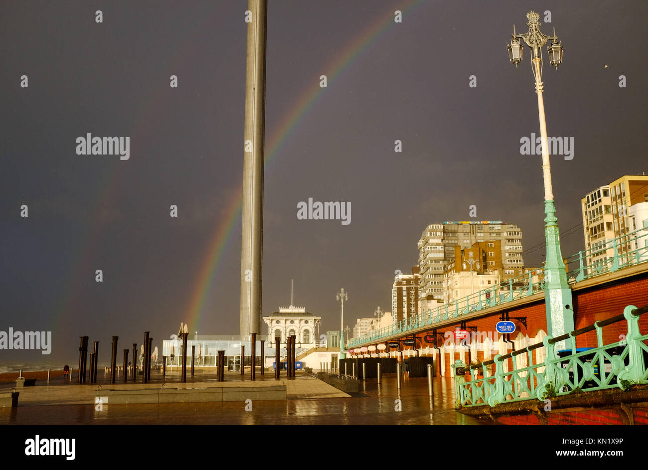 Brighton, UK. 10th Dec, 2017. A double rainbow over Brighton seafront ...