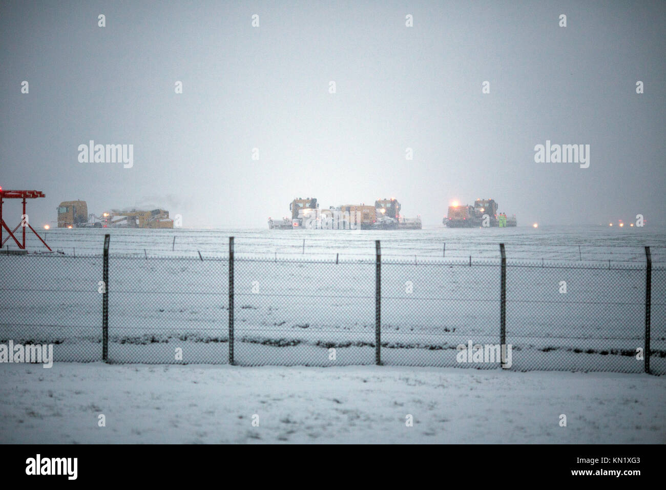 Birmingham, UK. 10th Dec, 2017. Snow, Birmingham, Sheldon Country Park ...