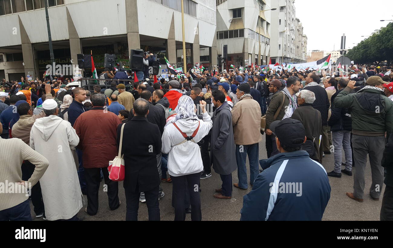 people gadering at Rabat to protest against trump Stock Photo - Alamy