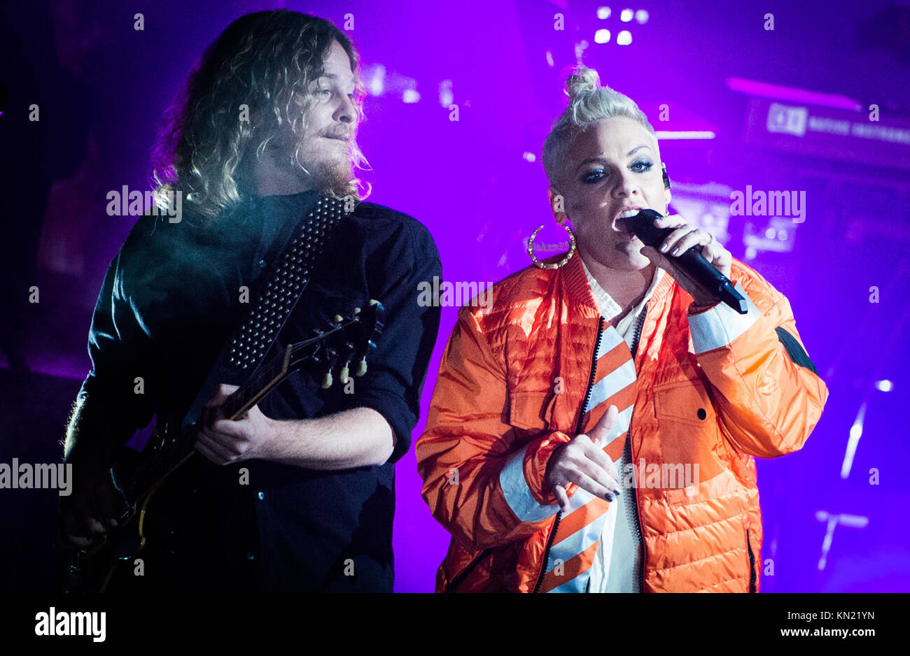 Berlin, Germany. 09th Dec, 2017. US singer Pink performing in concert ...
