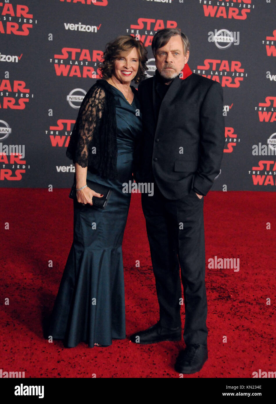 Los Angeles, USA. 09th Dec, 2017. Actor Mark Hamill (R) and Marilou ...