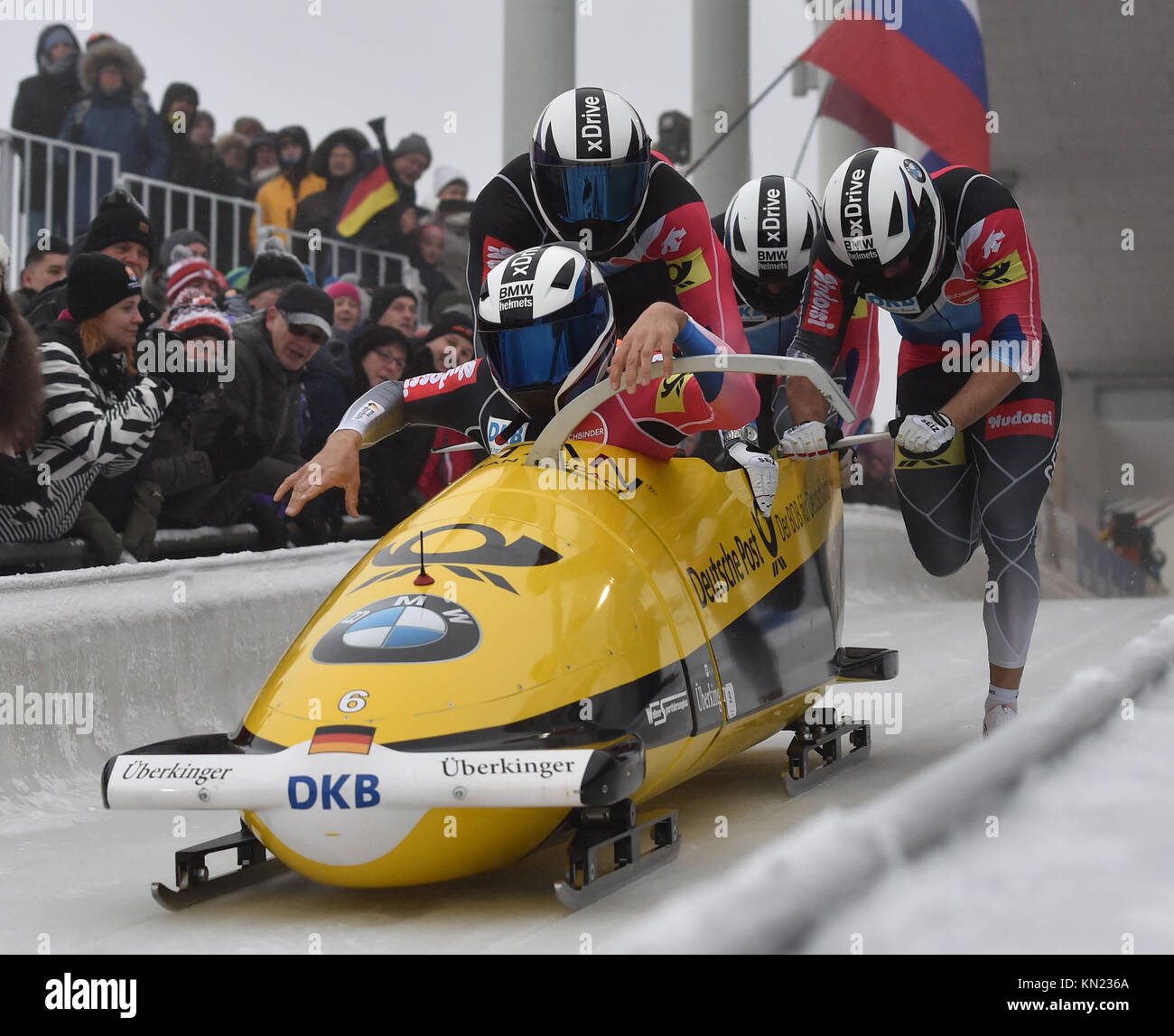 Winterberg, Germany. 10th Dec, 2017. German bobsledders Nico Walther ...