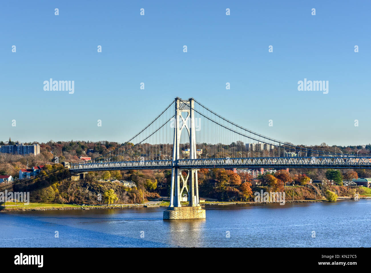 Mid-Hudson Bridge crossing the Hudson River in Poughkeepsie, New York ...