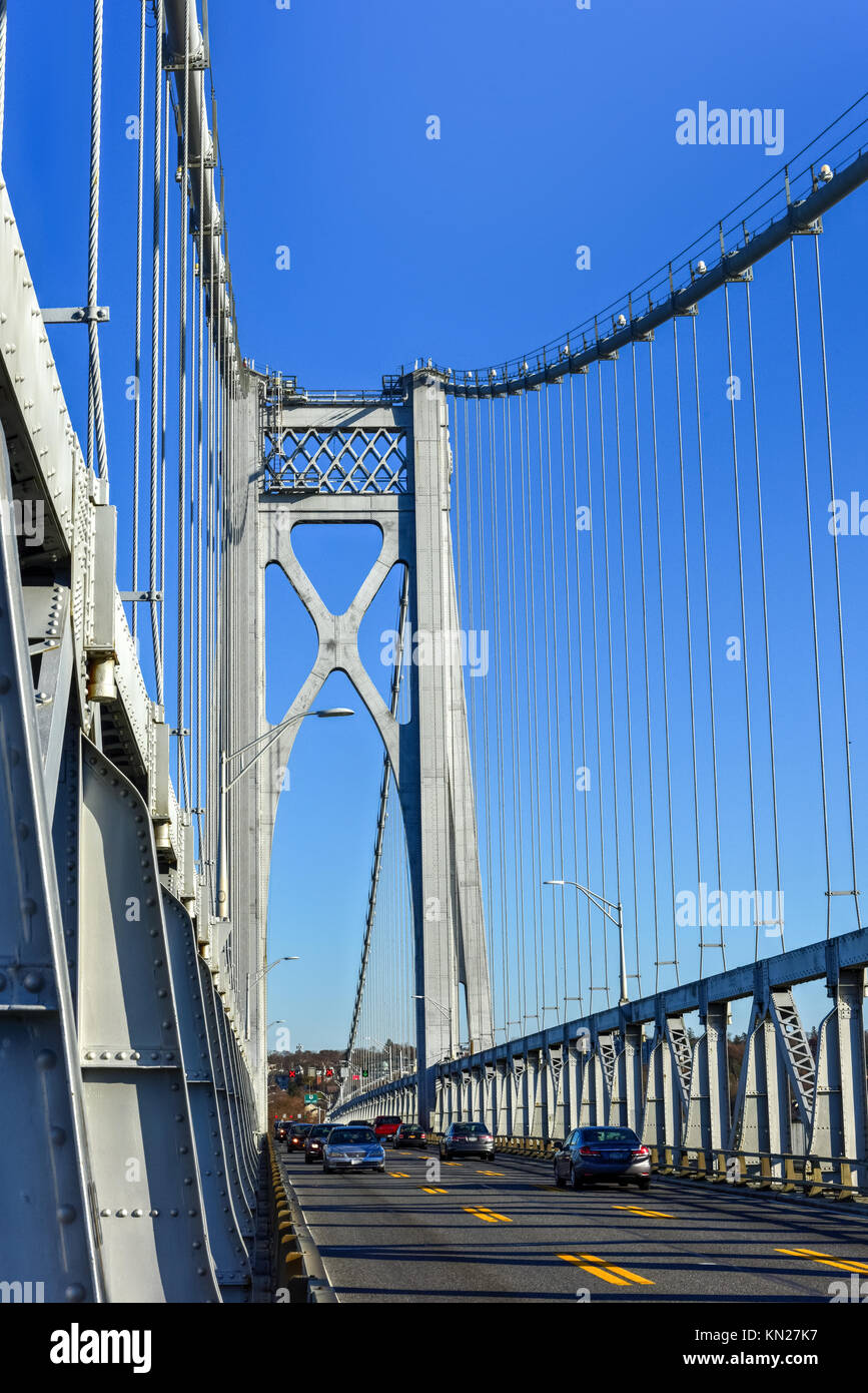 Mid-Hudson Bridge crossing the Hudson River in Poughkeepsie, New York ...