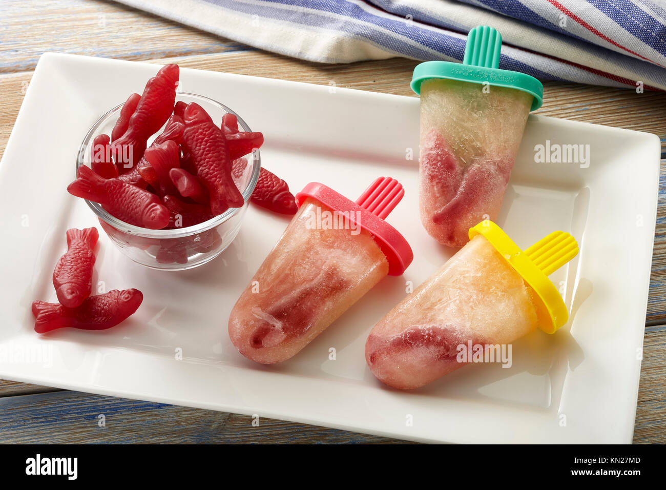 Deep ocean delishfish pops Stock Photo - Alamy