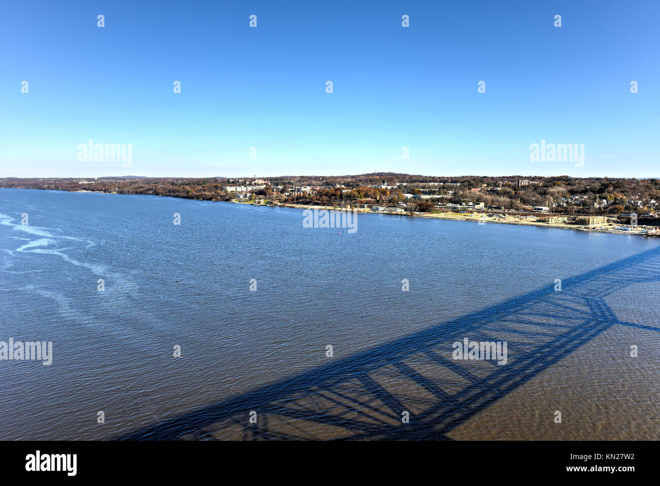 View from the Mid-Hudson Bridge crossing the Hudson River in ...