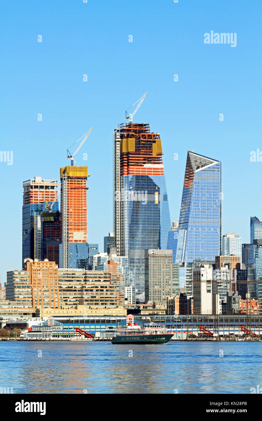 Hudson yards redevelopment project hi-res stock photography and images ...