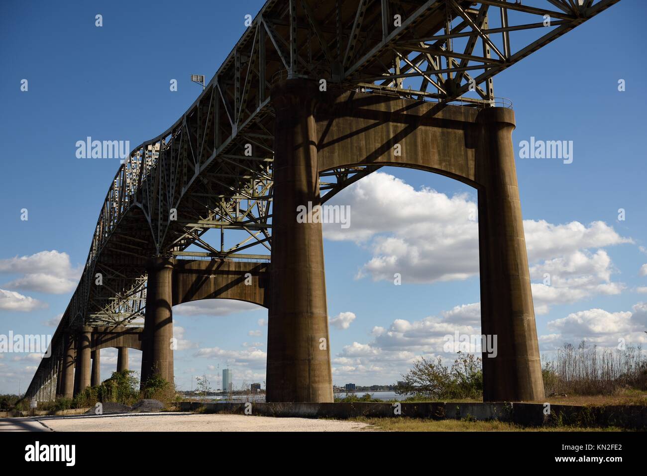Louisiana Memorial World War Ii Bridge High Resolution Stock ...