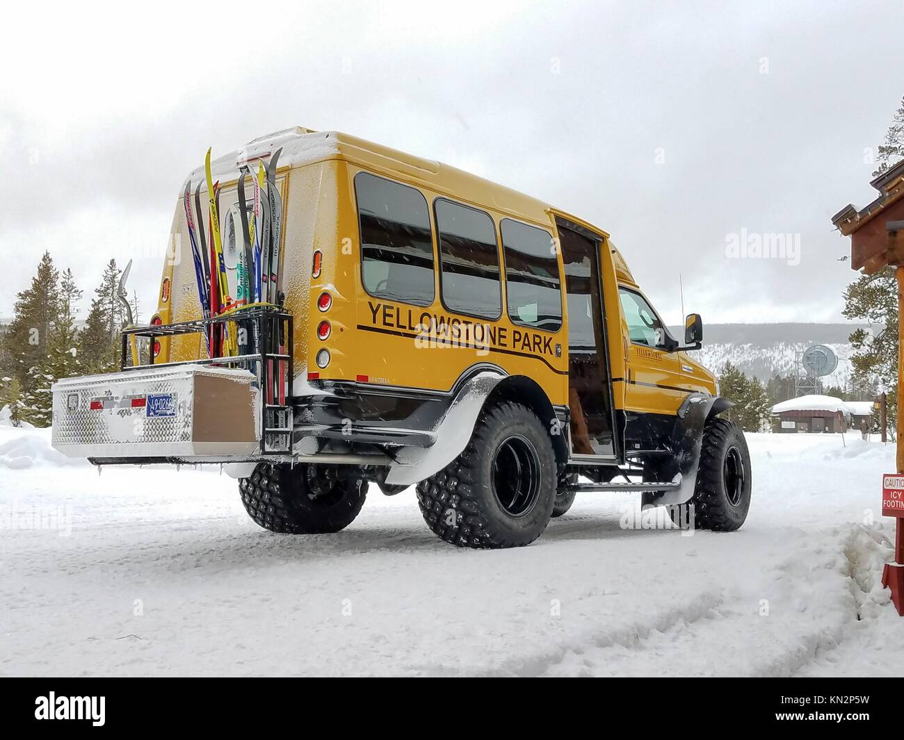 Yellowstone Bus High Resolution Stock Photography and Images - Alamy