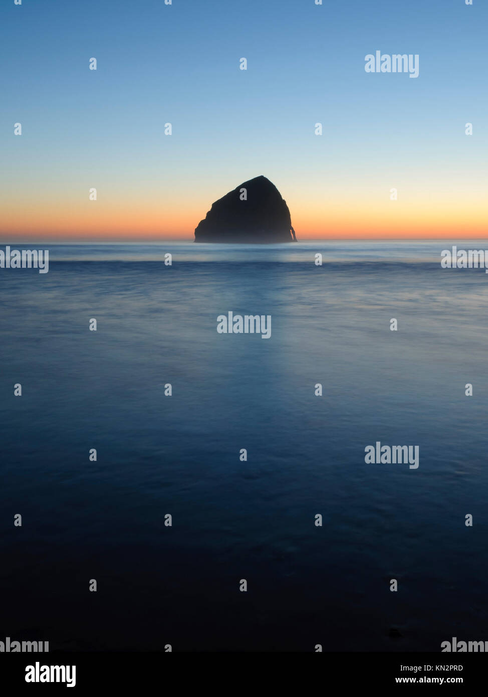 Central haystack hi-res stock photography and images - Alamy