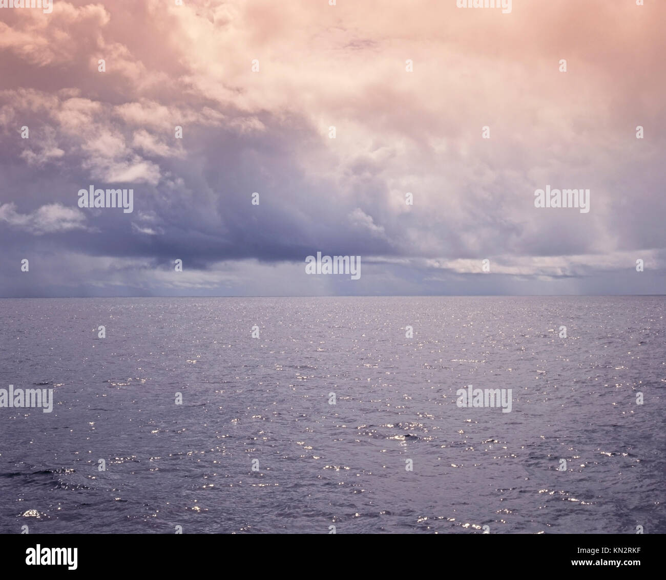 Doldrums equator hi-res stock photography and images - Alamy