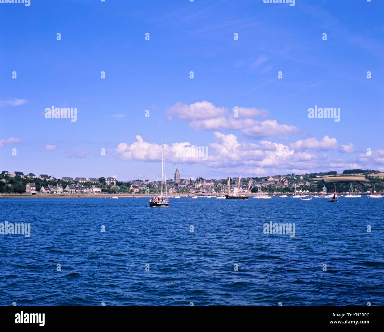 Rance estuary saint suliac brittany hi-res stock photography and images ...
