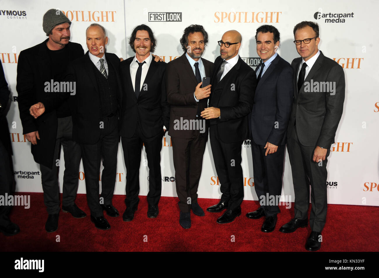 NEW YORK, NY - OCTOBER 27: Michael Keaton and Cast attends the ...