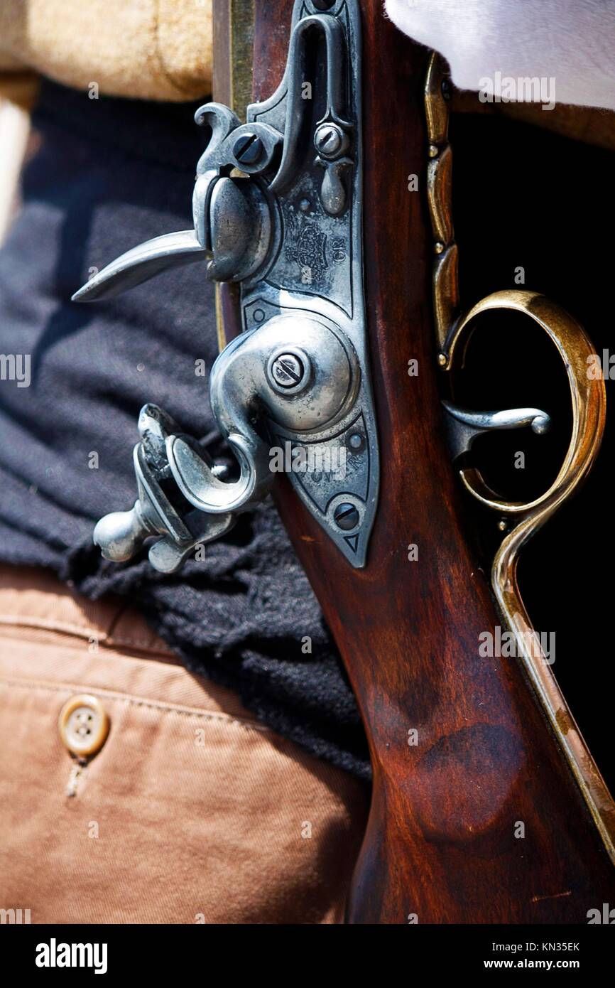 Old man with weapon hi-res stock photography and images - Alamy
