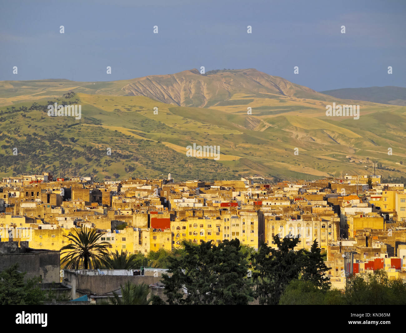 Medina fez aerial hi-res stock photography and images - Alamy
