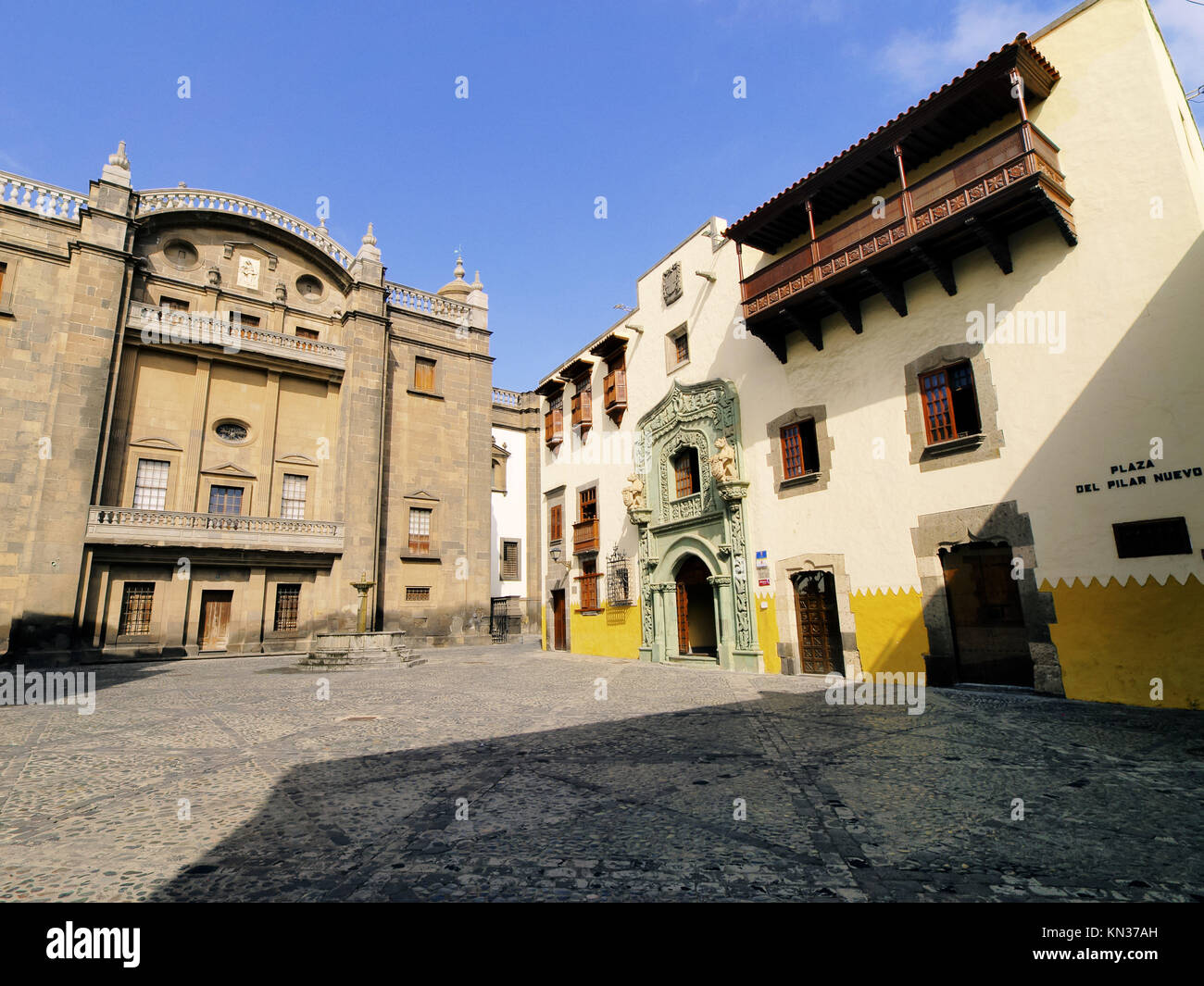 Columbus house casa de colon hi-res stock photography and images - Alamy