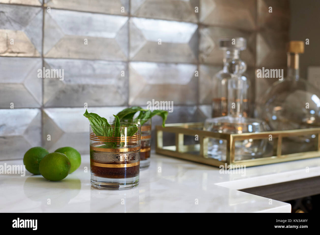 Home bar hi-res stock photography and images - Alamy