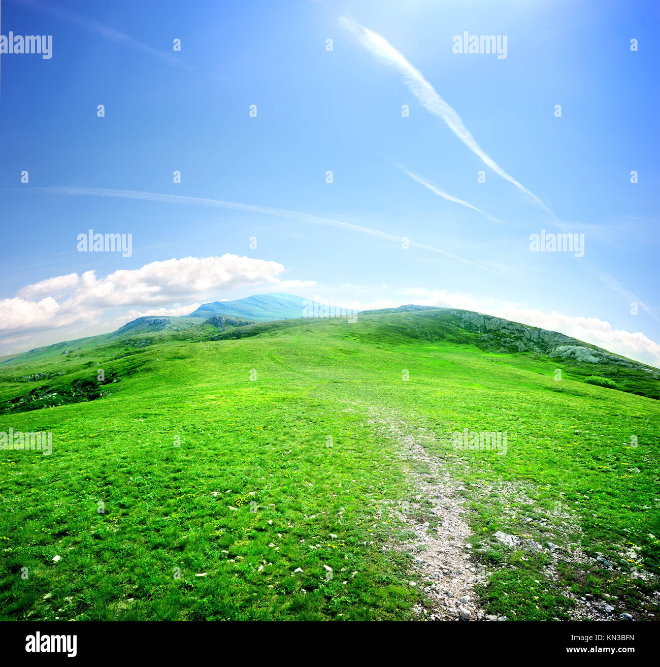Sky valley road hi-res stock photography and images - Alamy