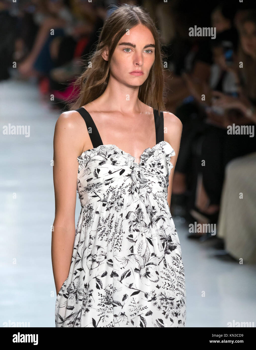 Brons estella hi-res stock photography and images - Alamy