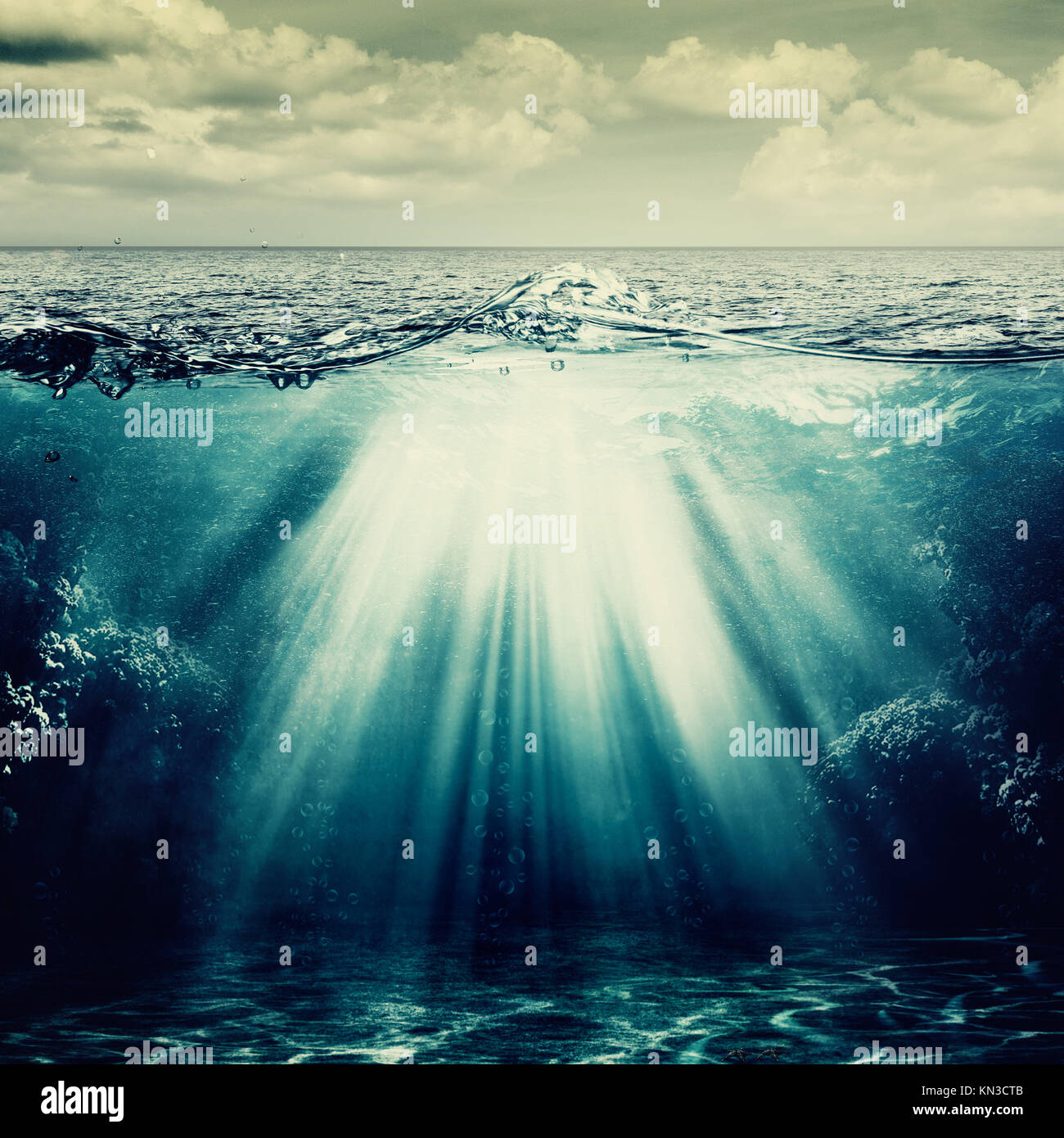 Under water surface hi-res stock photography and images - Alamy