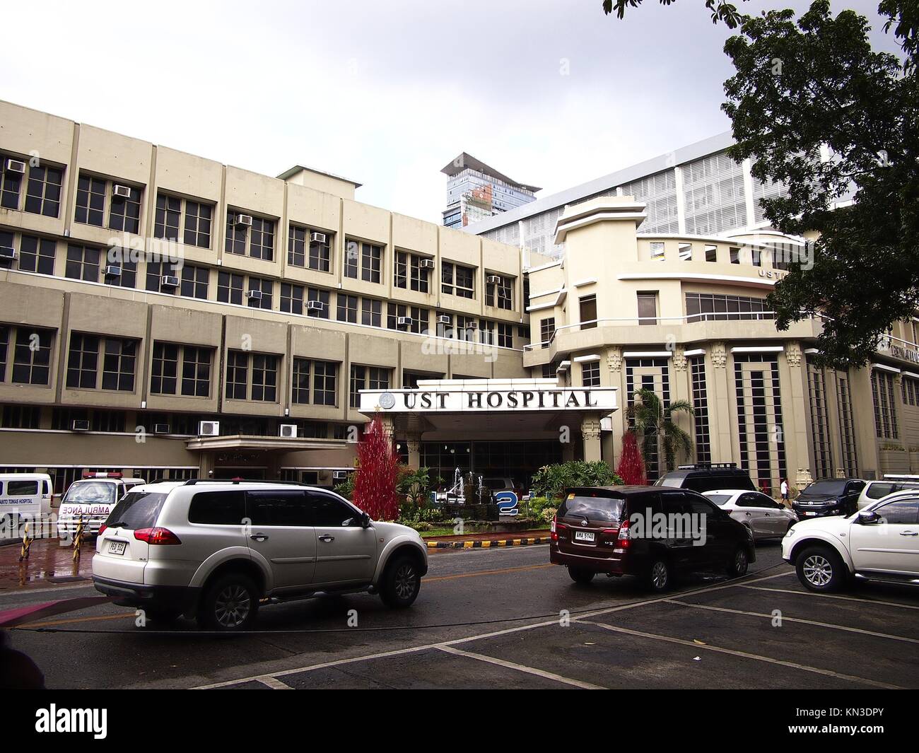 MANILA CITY, PHILIPPINES - DECEMBER 6, 2017: Facade of the UST Hospital ...