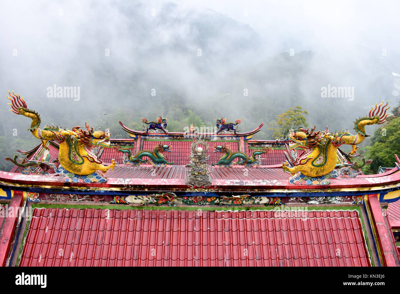 Genting Highlands, Malaysia - November 2, 2017: Chin Swee Temple Dragon ...