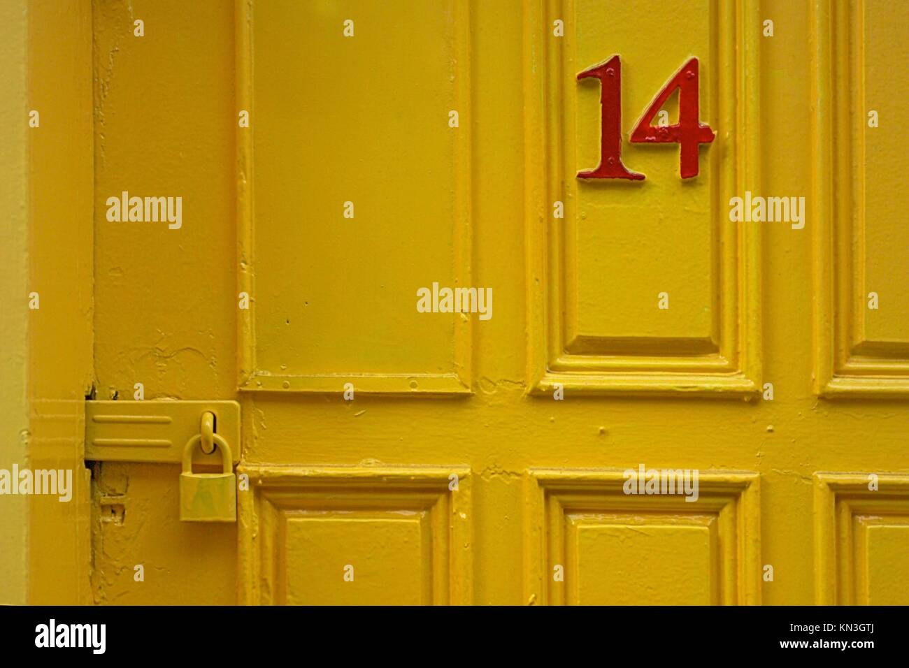 Number door hi-res stock photography and images - Alamy