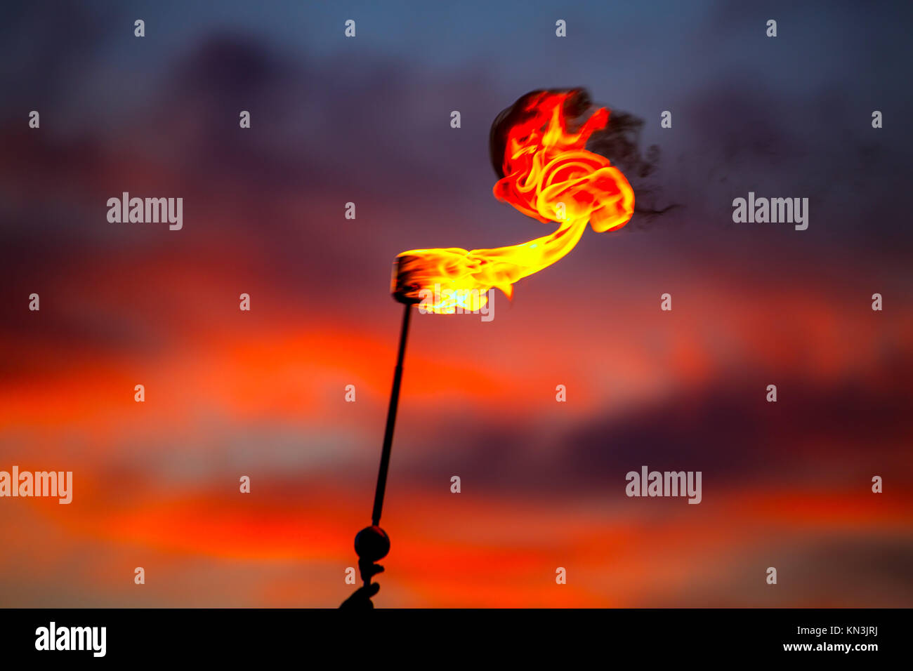 Torch fire hi-res stock photography and images - Alamy