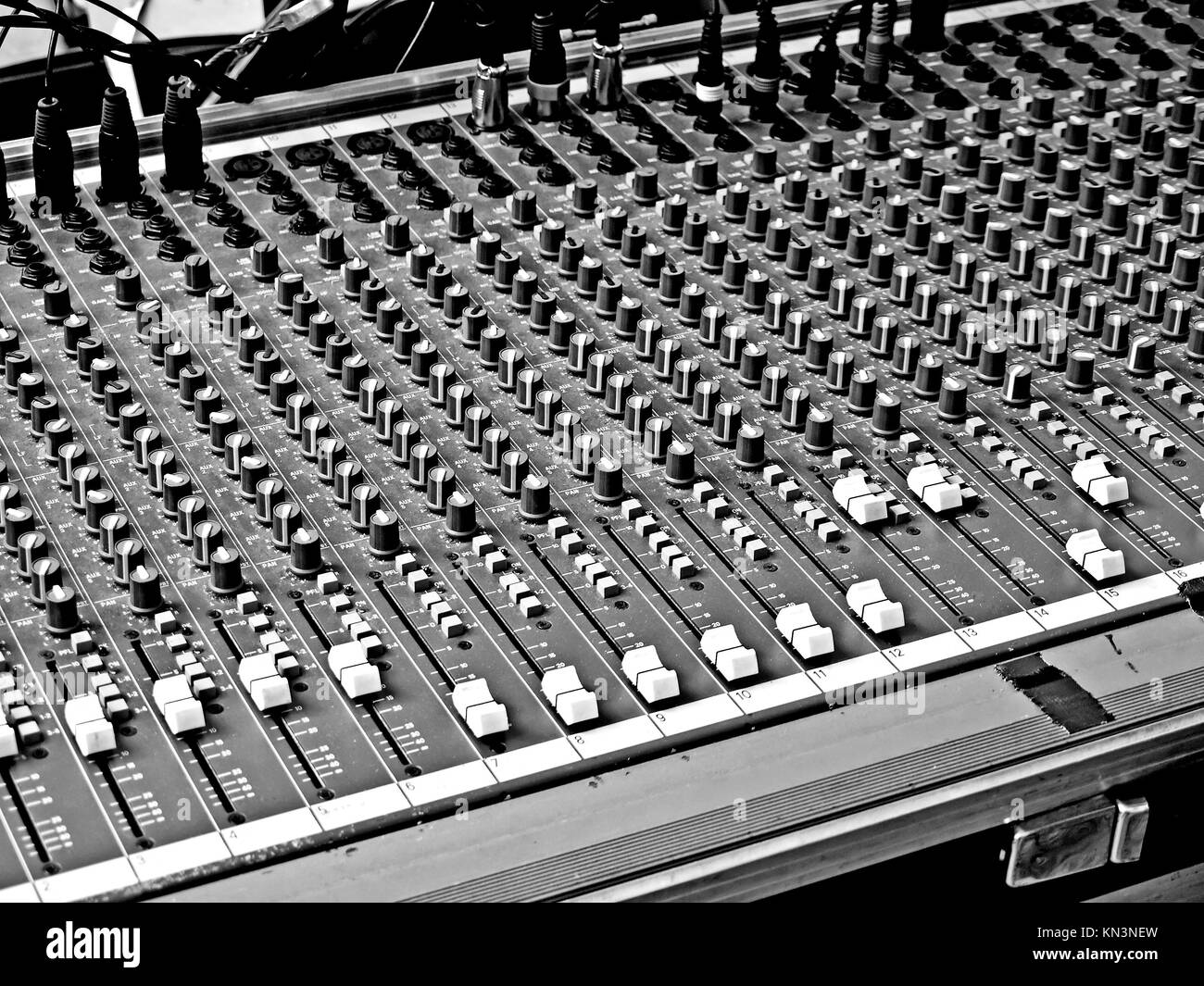 Electronic arts interior hi-res stock photography and images - Alamy