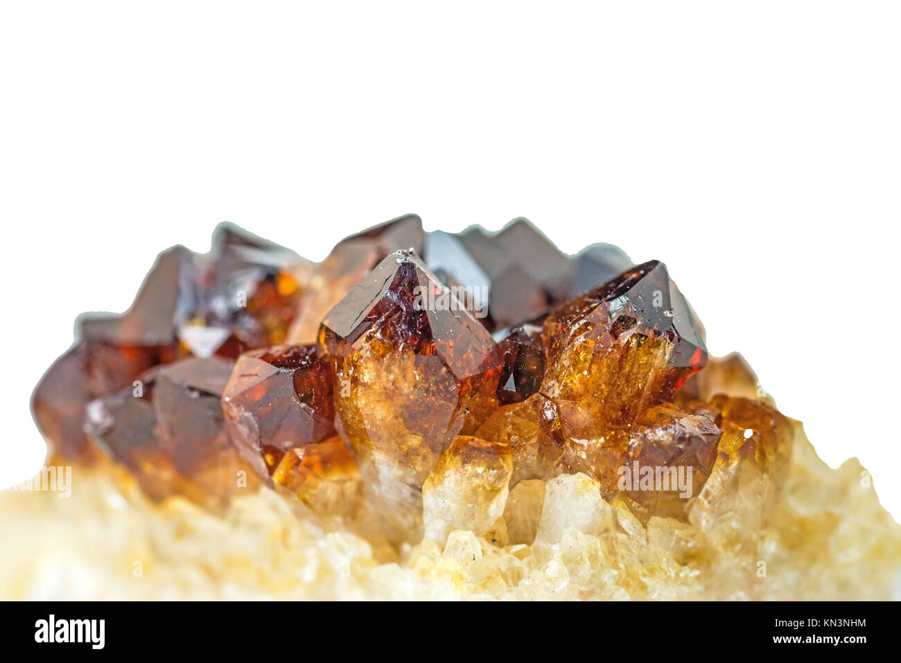 Garnet crystal hi-res stock photography and images - Alamy