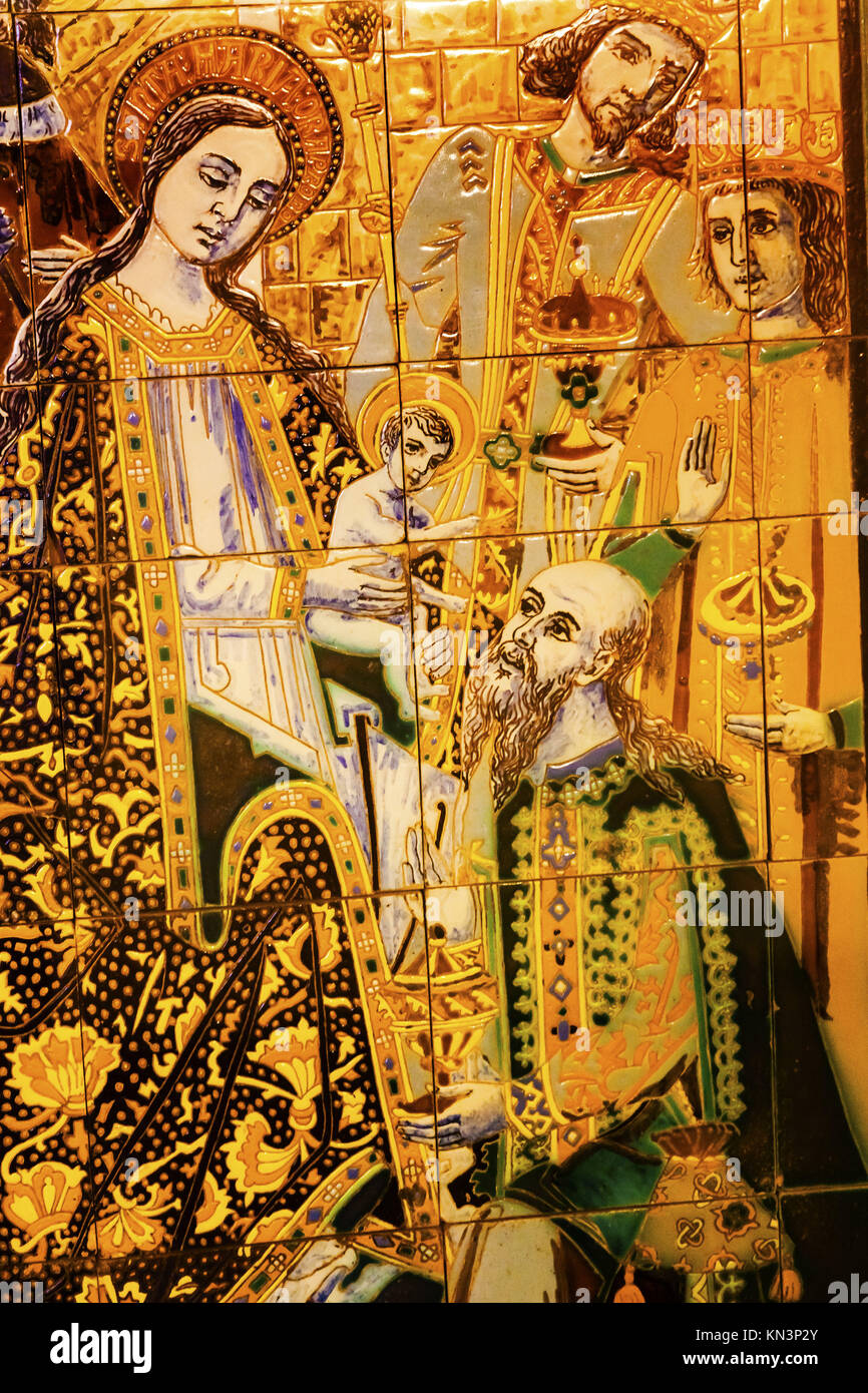 Virgin mary tile ceramic hi-res stock photography and images - Alamy