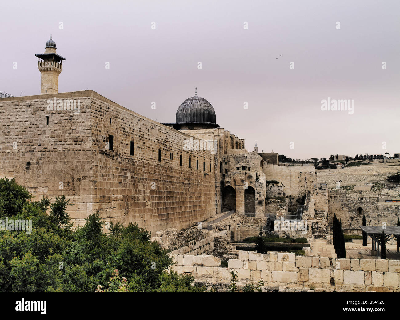 Ancient jerusalem ruins hi-res stock photography and images - Alamy