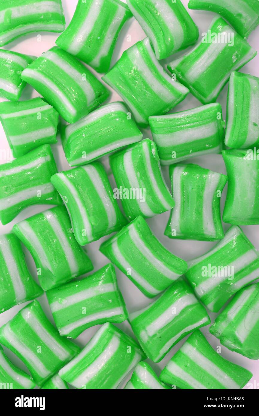 Boiled sweets red white hi-res stock photography and images - Alamy