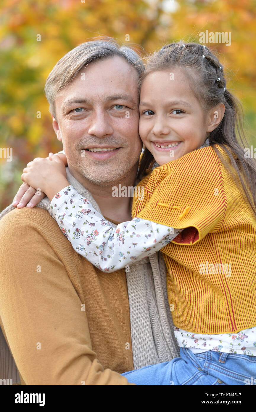father and daughter hugging Stock Photo - Alamy
