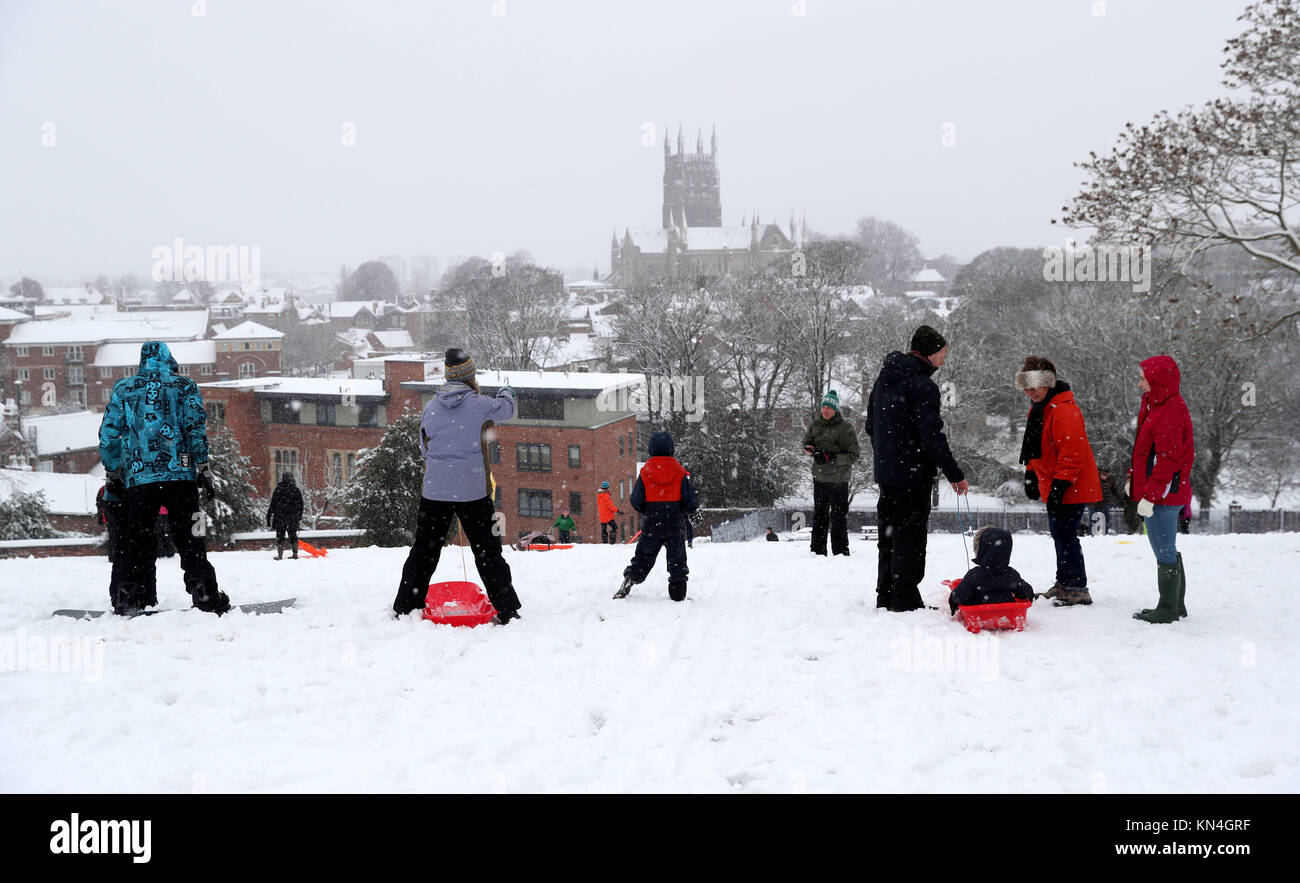 Worcester Cathedral covered in snow, as heavy snowfall across parts of ...