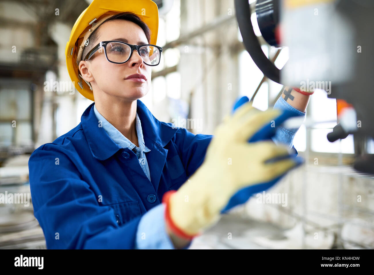 Drilling portrait hi-res stock photography and images - Alamy