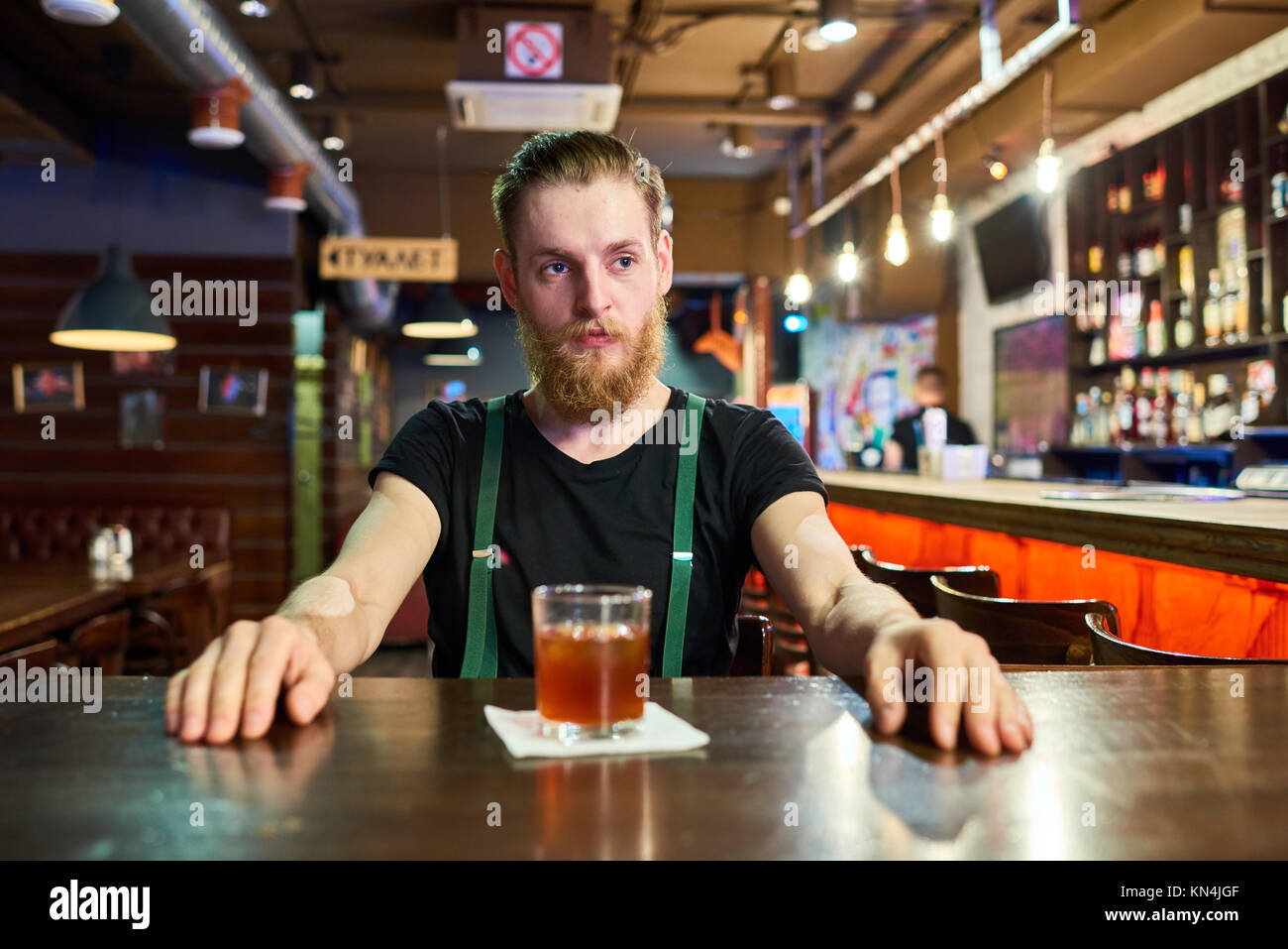 Glass beer night club table hi-res stock photography and images - Alamy